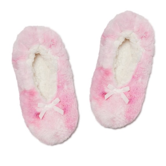 Fuzzy Babba | Shoes | Fuzzy Babba Tie Dye Slippers | Poshmark